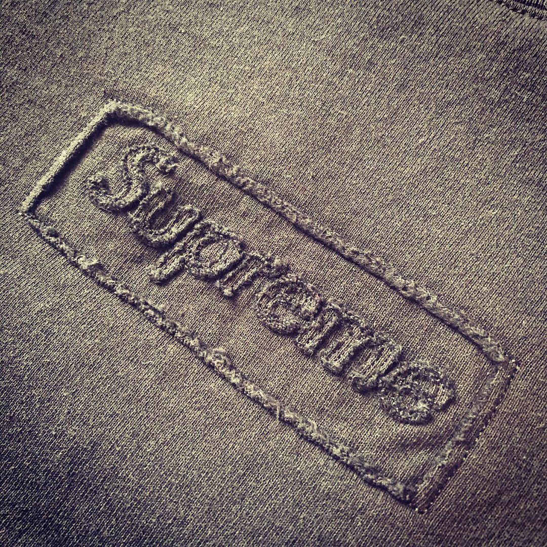 【プレ値間違いなし！？】Supreme Cutout Logo Crewneck【5月2日発売】｜しゅんたむのLIKEIT!!